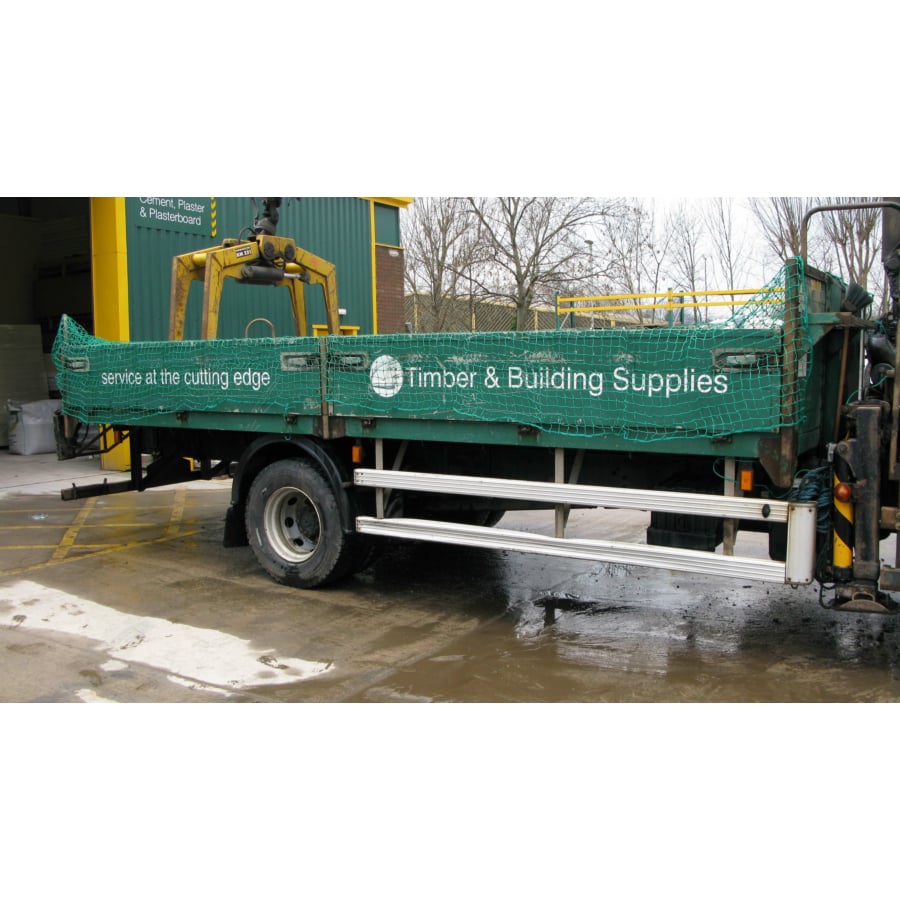 Trailer Net 2 X 3.5 [DEKRA Approved] With Corner Markings And Edge